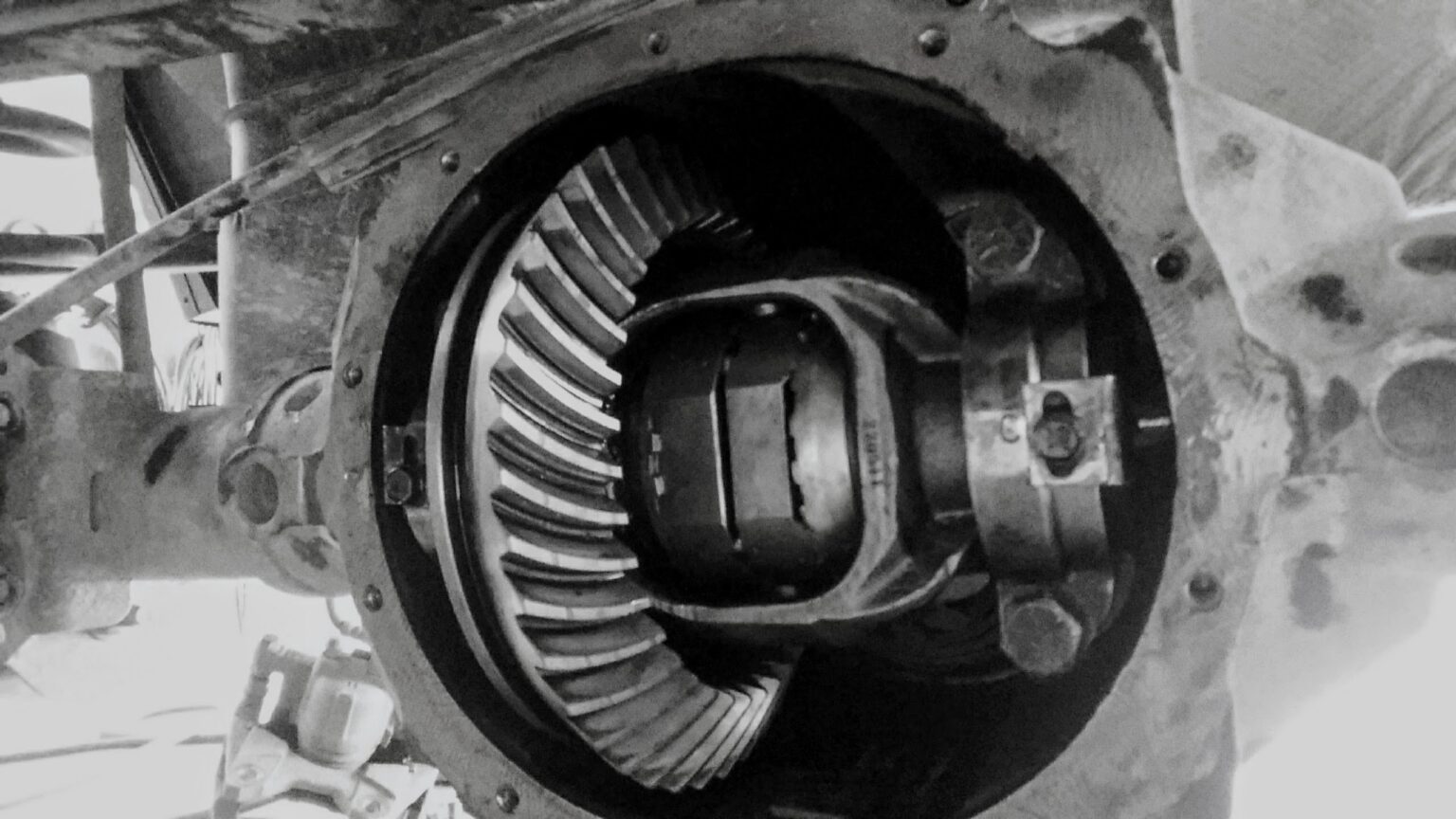 Understanding the Differences: Open Differential, Locking Differential ...